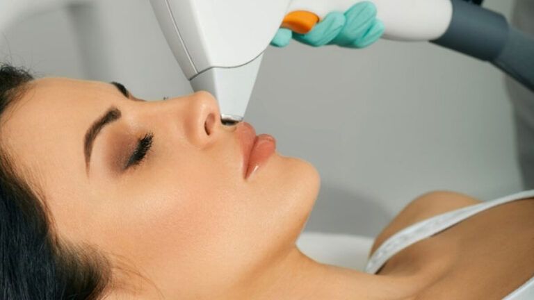 Discovering 5 Benefits of Laser Therapy for Pain Relief